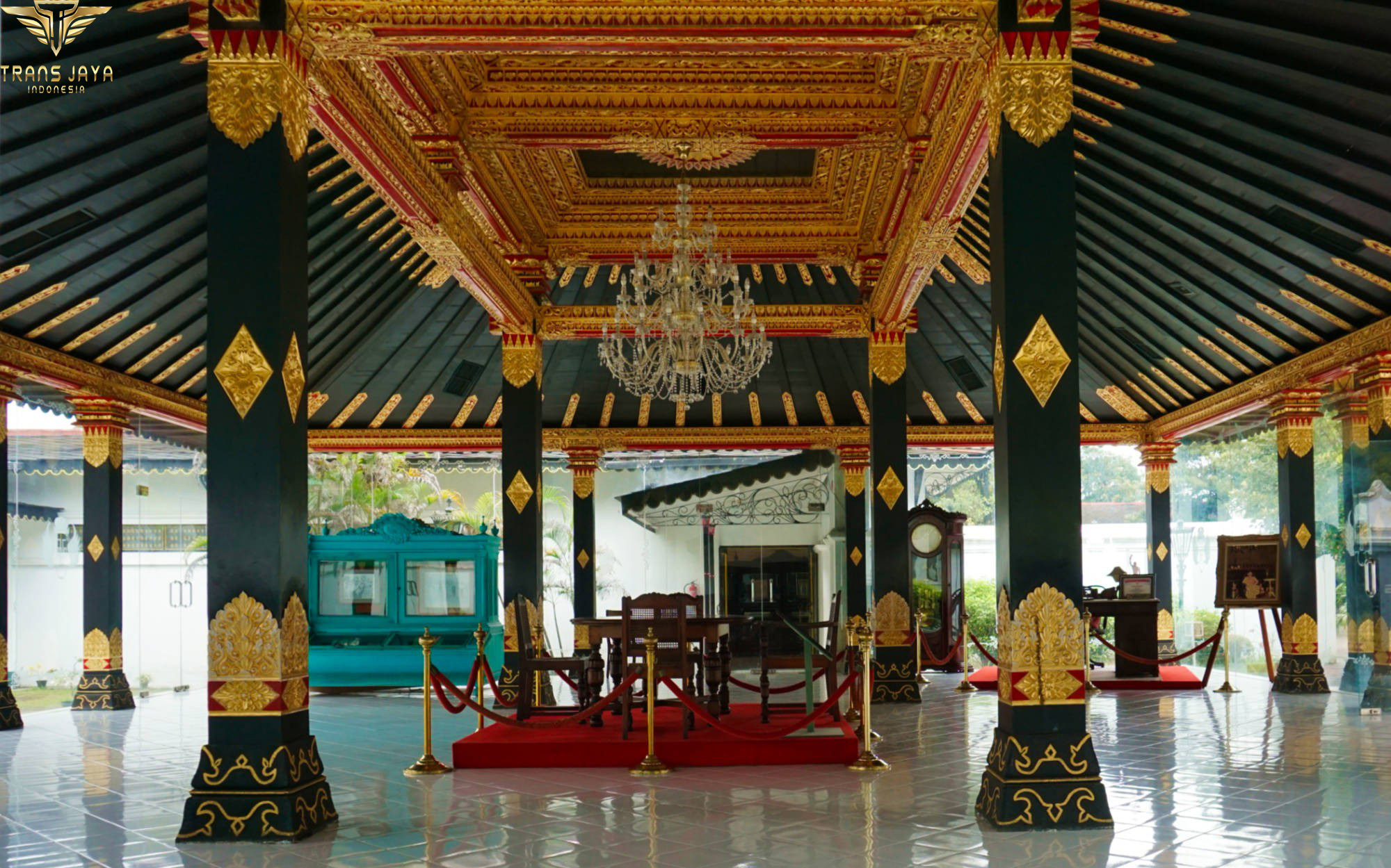Rekomendasi 5 Wisata Keraton di Pulau Jawa - Trans Jaya Indonesia