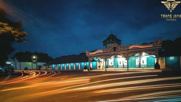 Rekomendasi 5 Wisata Keraton di Pulau Jawa - Trans Jaya Indonesia