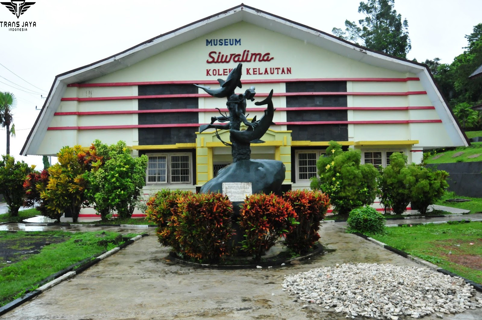 Rekomendasi 9 Tempat Wisata di Maluku yang Wajib Dikunjungi - Trans ...